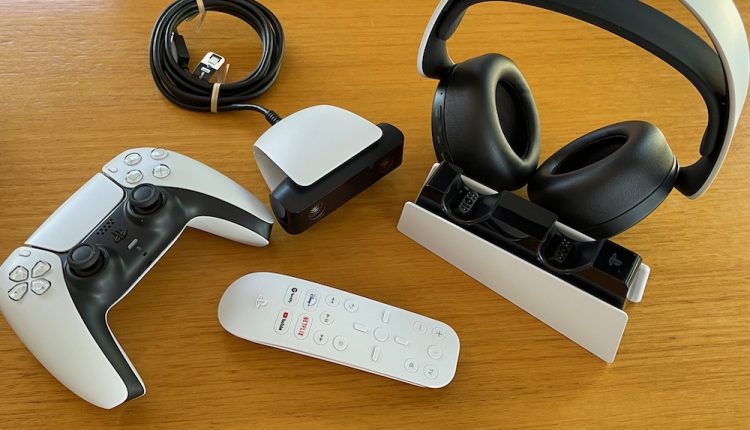 The accessories you need for the PlayStation 5 console - Tech Guide
