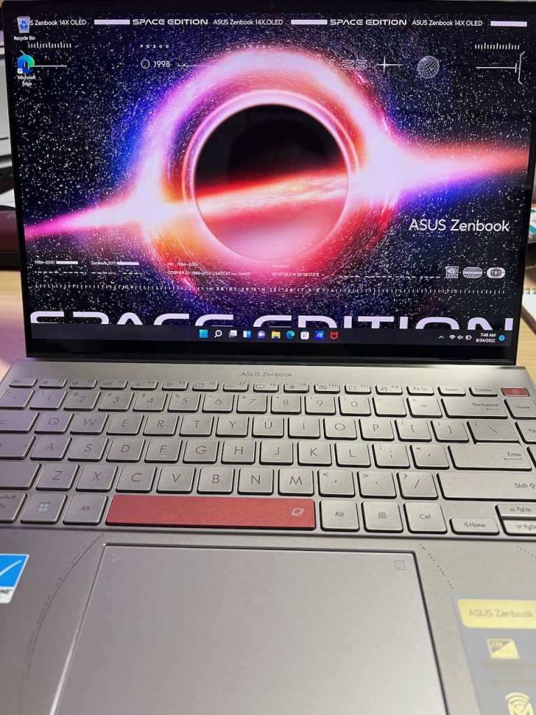 Hands-on with the stunning ASUS Space Edition OLED laptop - Tech Guide