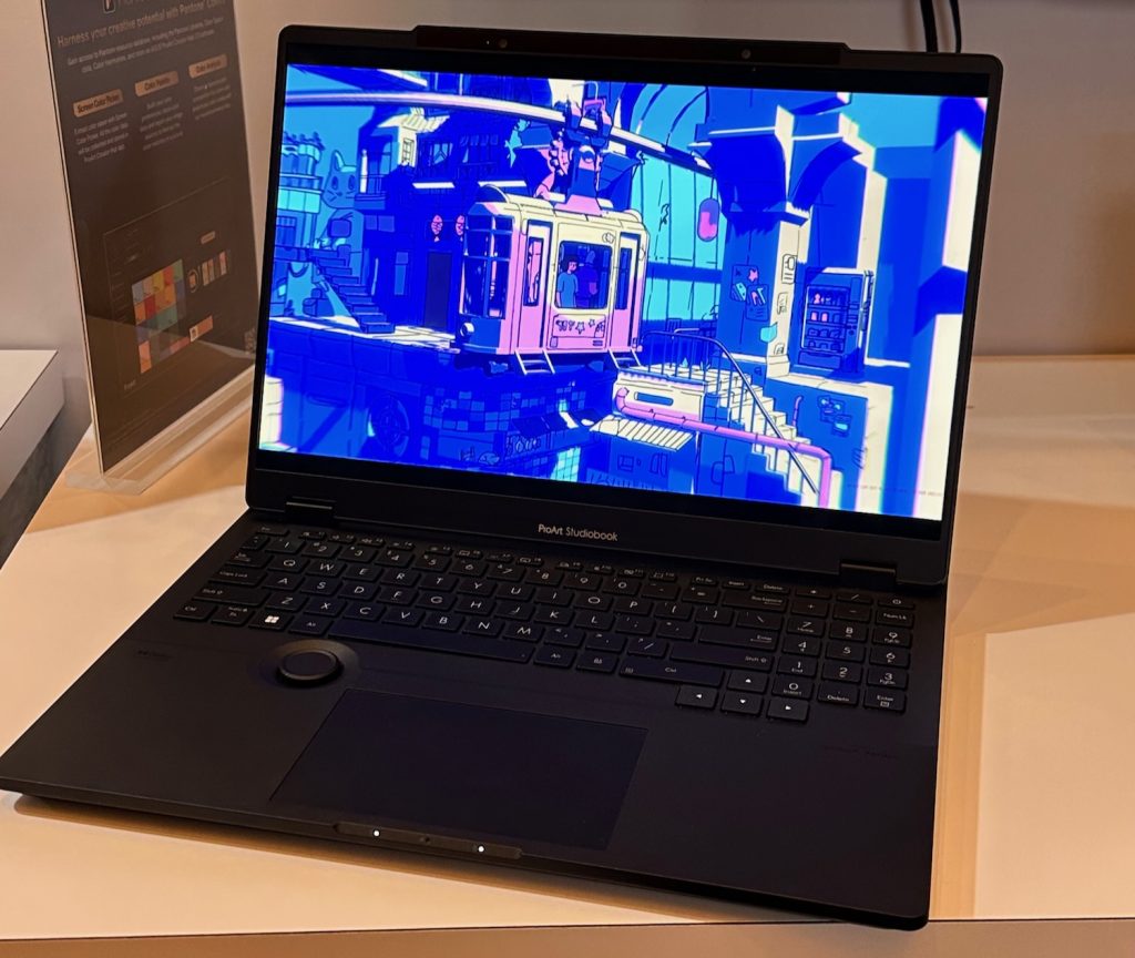 We go eyes-on with the new ASUS glasses-free 3D OLED laptop at CES ...