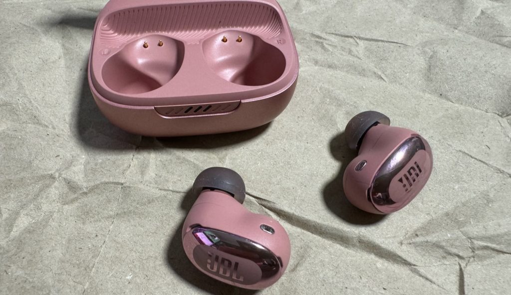 JBL Live Free 2 TWS earphones review - excellent audio quality and amazing value - Tech Guide