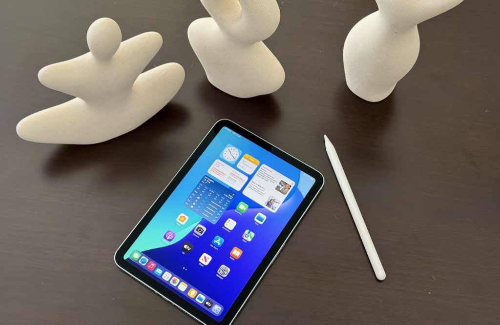 iPad mini review - fits in your hand and offers a world of ...