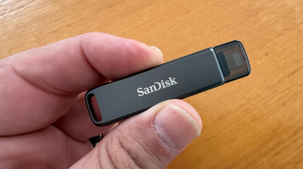 Take control of your files on your travels with SanDisk's new portable ...