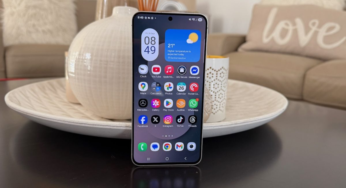 Samsung Galaxy S25 FE review - the smartphone that punches well above ...