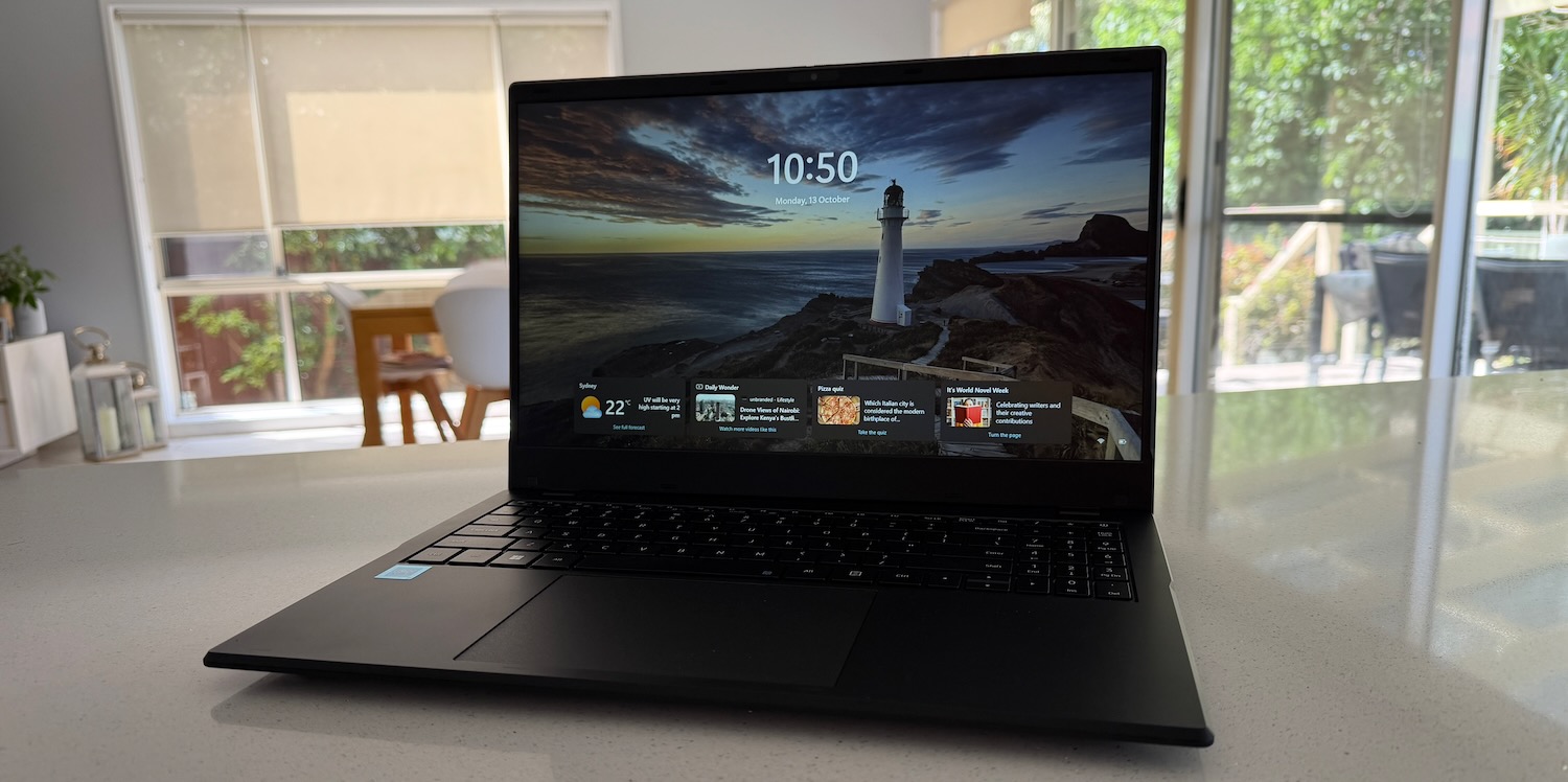 Kogan Atlas E900 review - how good could a $369 Windows 11 laptop be ...