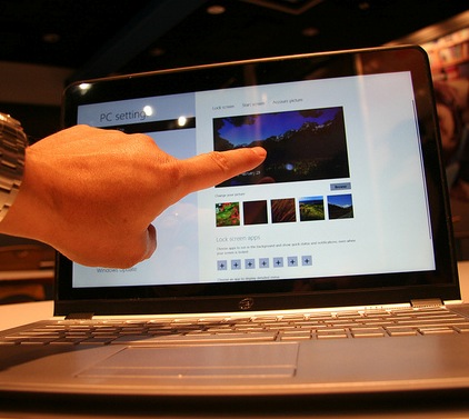 Touchscreen or laptop? Intel testing shows we want both